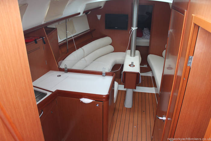 Beneteau Beneteau Oceanis 343 Clipper 2008 Cruising Yacht For Sale in ...