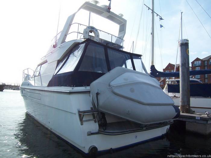 Suncruiser Suncruiser 35 1989 Yacht Boat For Sale in Swansea - £56,000