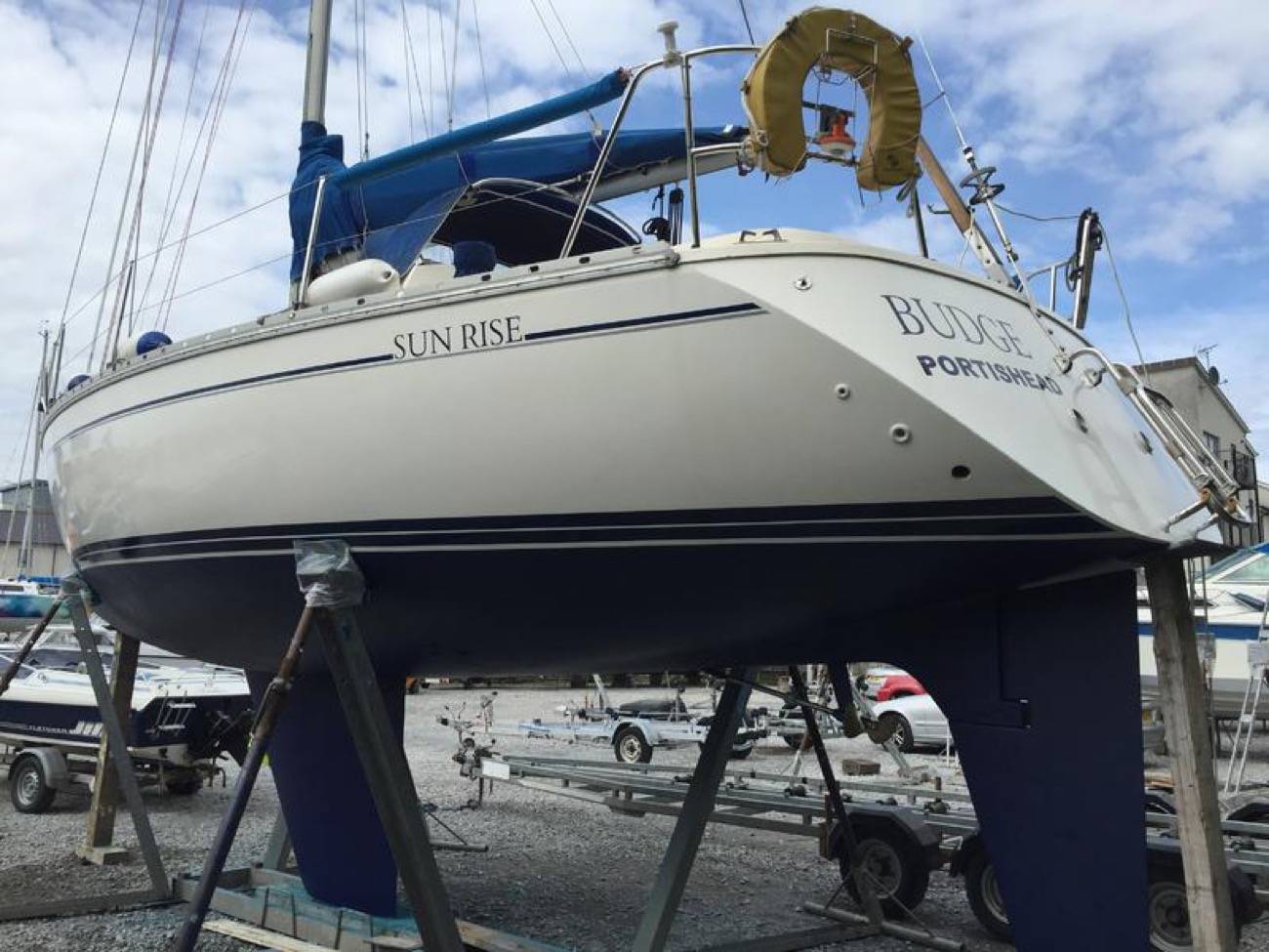 Jeanneau Jeanneau Sunrise 34 1986 Cruising Yacht For Sale in Portishead ...