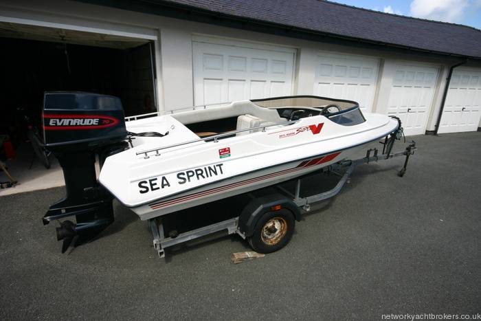 Simms Simms Super V 1980 Yacht Boat For Sale in Conwy Marina - £1,995.00