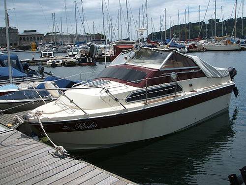 Fairline Weekender Power Boat For Sale 1982 Power Yacht For Sale in ...