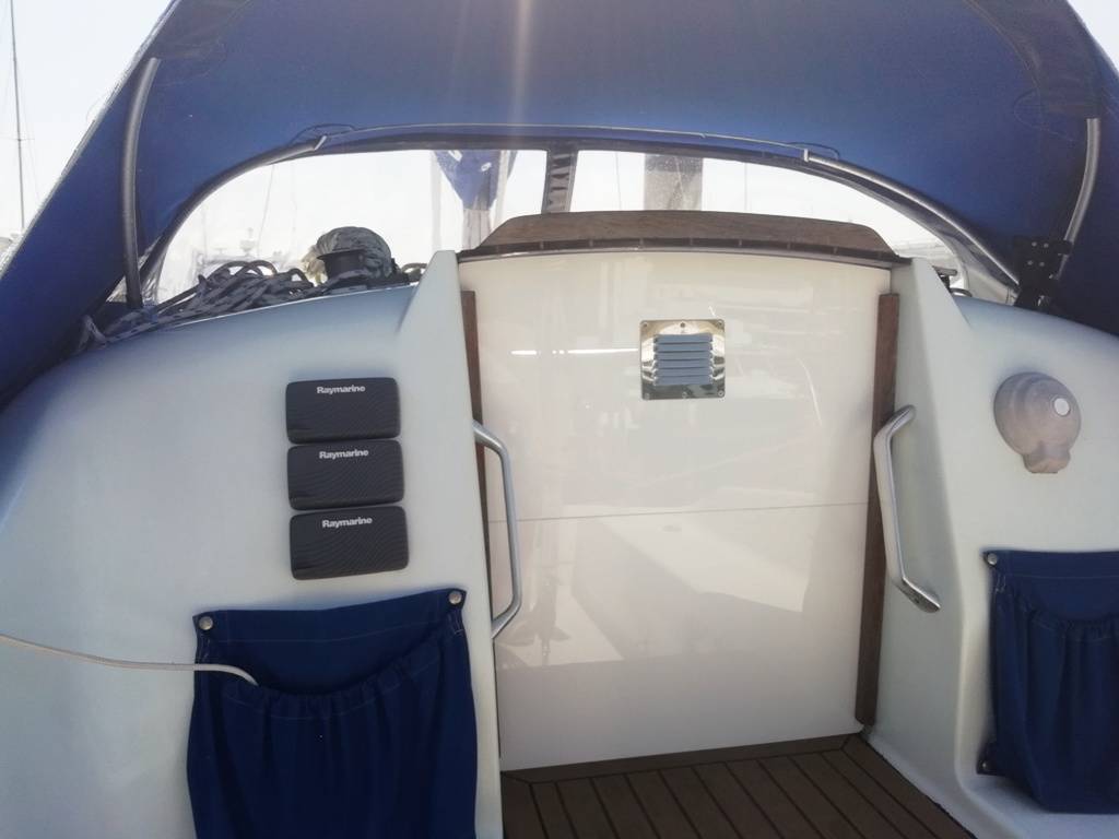 Hunter Hunter Channel 27 2000 Cruising Yacht For Sale in Dartmouth ...