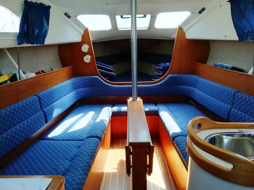 Hunter Hunter Channel 27 2000 Cruising Yacht For Sale in Dartmouth ...