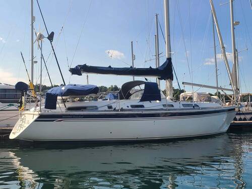Westerly Oceanlord 41 1992 Cruising Yacht For Sale in Dartmouth - £59,950