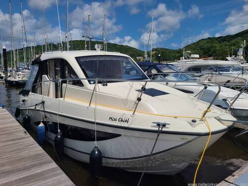 Quicksilver 855 Weekend 2018 Yacht Boat For Sale in Dartmouth - £84,950