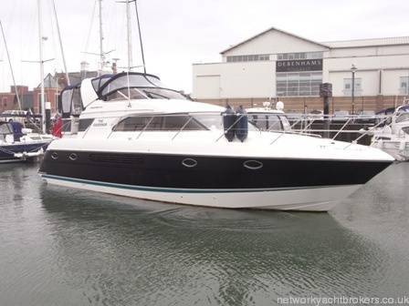 Fairline Fairline Phantom 43 AC 1997 Yacht Boat For Sale in Dartmouth ...