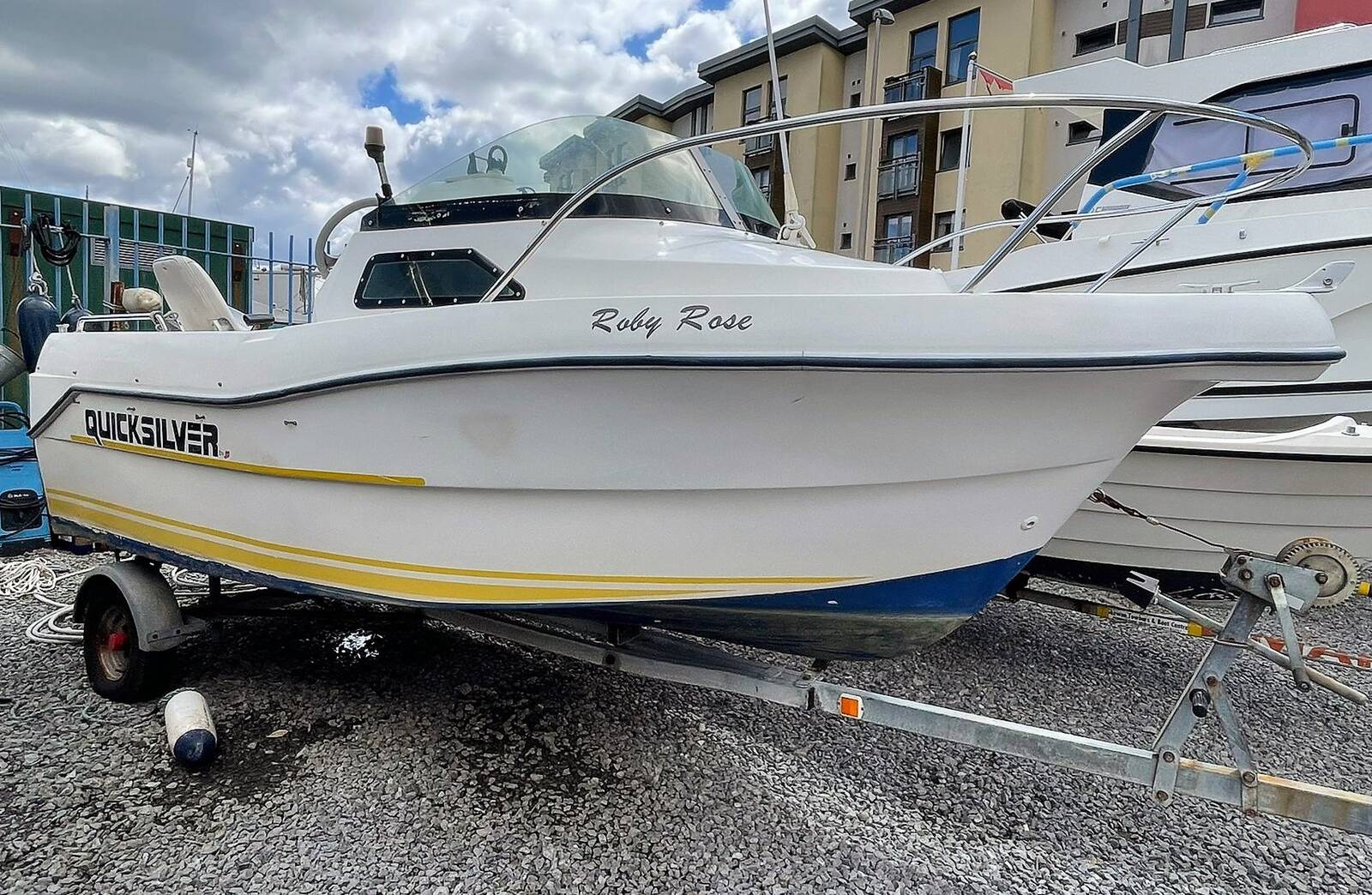 Quicksilver 450 Cabin Sport 2003 Yacht Boat For Sale In Swansea