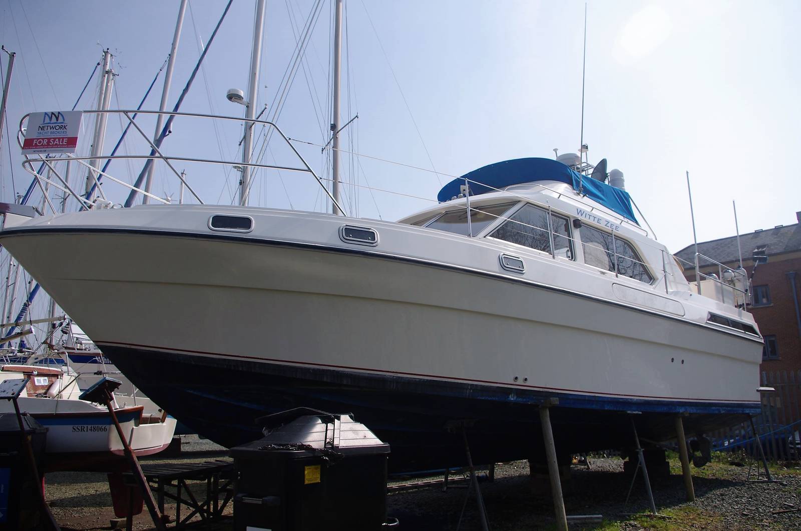 Fairline Fairline Turbo 36 1989 Yacht Boat For Sale in Milford Marina ...