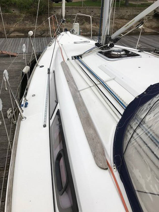 Jeanneau Jeanneau Sun Odyssey 30i 2009 Cruising Yacht For Sale in ...