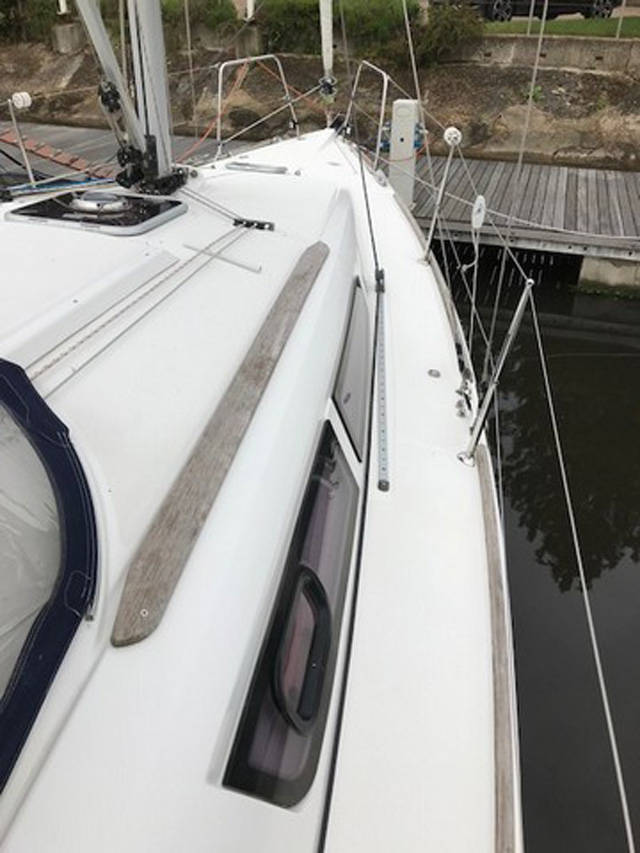 Jeanneau Jeanneau Sun Odyssey 30i 2009 Cruising Yacht For Sale in ...