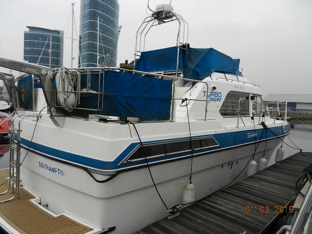 Fairline Fairline Turbo 36 1985 Yacht Boat For Sale in Chatham, Kent ...
