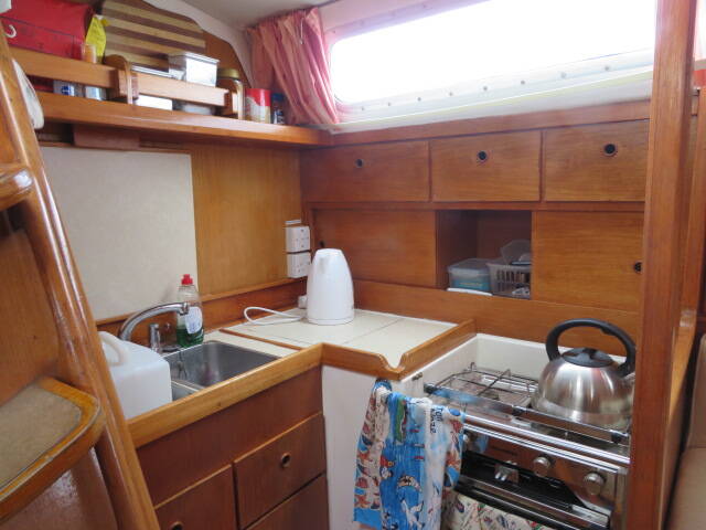 Westerly Falcon 34 1986 Cruising Yacht For Sale in Swale Marina, Kent ...