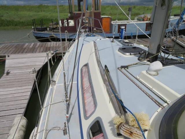 Westerly Falcon 34 1986 Cruising Yacht For Sale in Swale Marina, Kent ...