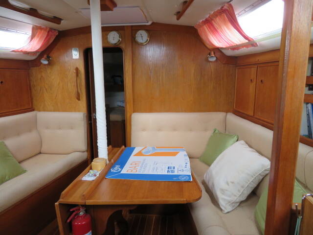 Westerly Falcon 34 1986 Cruising Yacht For Sale in Swale Marina, Kent ...