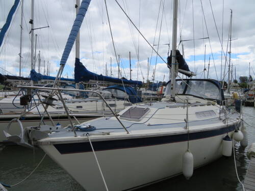 Westerly Falcon 34 1986 Cruising Yacht For Sale in Swale Marina, Kent ...