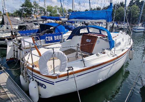 Colvic Countess 28 1979 Cruising Yacht For Sale in Gillingham Marina ...
